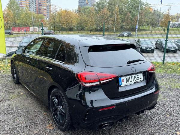 Black Mercedes-Benz A 180 2018 in Vilnius, with an engine capacity of 1.46 L and mileage of 98 thousand km for 19500 €, photo 8 on AUTOMOTO.COM.LV