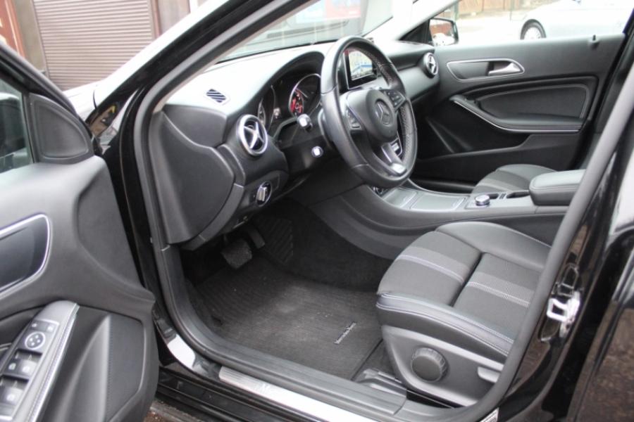 Melns Mercedes-Benz A 180 2018 Rīga, ar dzinēja tilpumu 1.50 L un nobraukumu 140 tūkst. km par 13899 €, foto 4 vietnē AUTOMOTO.COM.LV