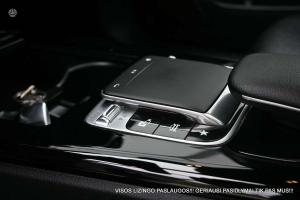 Black Mercedes-Benz A 180 2018 in Kretinga, with an engine capacity of 1.46 L and mileage of 179 thousand km for 14299 €, photo 24 on AUTOMOTO.COM.LV