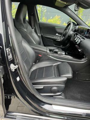 Black Mercedes-Benz A 180 2018 in Vilnius, with an engine capacity of 1.46 L and mileage of 164 thousand km for 13800 €, photo 11 on AUTOMOTO.COM.LV