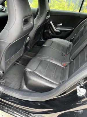 Black Mercedes-Benz A 180 2018 in Vilnius, with an engine capacity of 1.46 L and mileage of 164 thousand km for 13800 €, photo 12 on AUTOMOTO.COM.LV