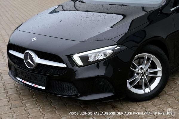 Black Mercedes-Benz A 180 2018 in Kretinga, with an engine capacity of 1.46 L and mileage of 179 thousand km for 14299 €, photo 5 on AUTOMOTO.COM.LV