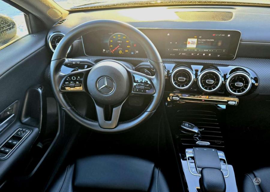Black Mercedes-Benz A 180 2019 in Taurage, with an engine capacity of 1.50 L and mileage of 230 thousand km for 15000 €, photo 13 on AUTOMOTO.COM.LV