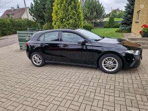 Melns Mercedes-Benz A 180 2019 Kelmė, ar dzinēja tilpumu 1.33 L un nobraukumu 84 tūkst. km par 12999 €, foto 4 vietnē AUTOMOTO.COM.LV