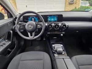 Melns Mercedes-Benz A 180 2019 Kelmė, ar dzinēja tilpumu 1.33 L un nobraukumu 84 tūkst. km par 12999 €, foto 9 vietnē AUTOMOTO.COM.LV