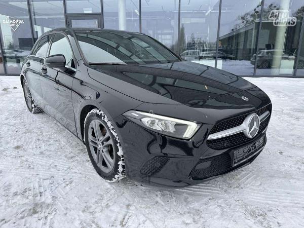 Melns Mercedes-Benz A 180 2022 Kauņa, ar dzinēja tilpumu 1.30 L un nobraukumu 169 tūkst. km par 17900 €, foto 3 vietnē AUTOMOTO.COM.LV