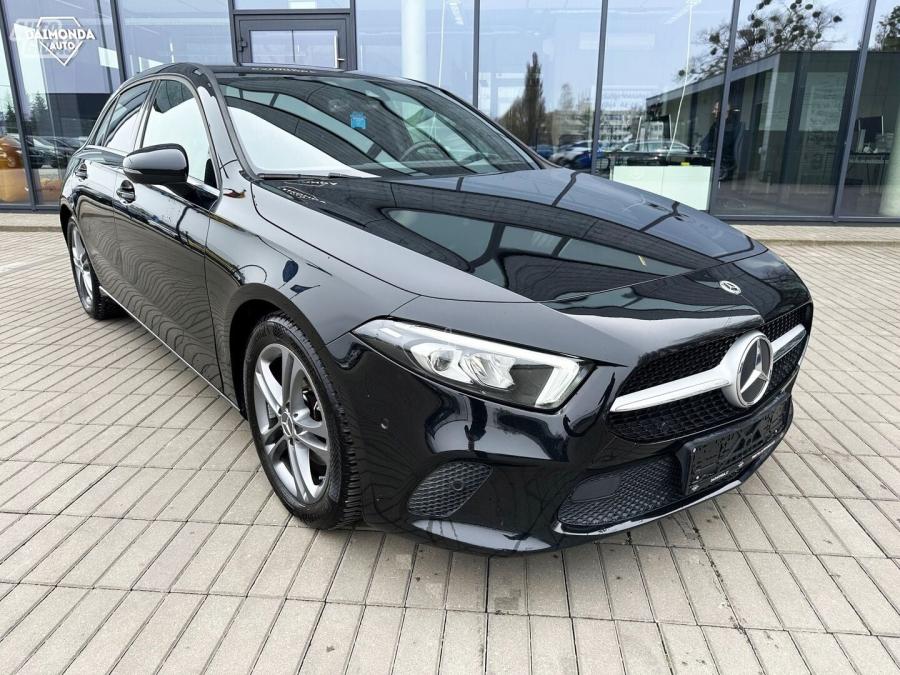Melns Mercedes-Benz A 180 2022 Kauņa, ar dzinēja tilpumu 1.30 L un nobraukumu 169 tūkst. km par 17900 €, foto 3 vietnē AUTOMOTO.COM.LV