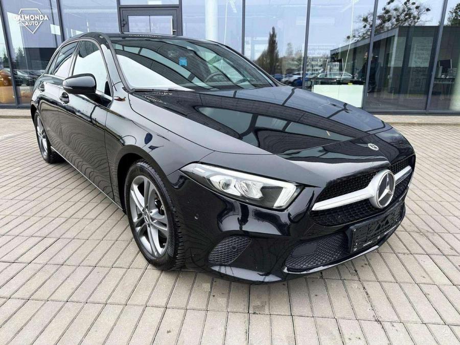 Melns Mercedes-Benz A 180 2022 Kauņa, ar dzinēja tilpumu 1.33 L un nobraukumu 169 tūkst. km par 16900 €, foto 4 vietnē AUTOMOTO.COM.LV