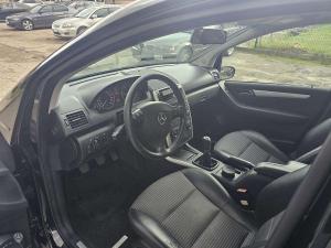 Melns Mercedes-Benz A 180 2004 Marijampole, ar dzinēja tilpumu 1.99 L un nobraukumu 295 tūkst. km par 1700 €, foto 6 vietnē AUTOMOTO.COM.LV
