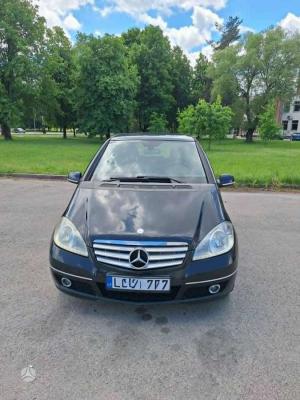 Melns Mercedes-Benz A 180 2009 Varėna, ar dzinēja tilpumu 1.99 L un nobraukumu 330 tūkst. km par 1999 €, foto 3 vietnē AUTOMOTO.COM.LV