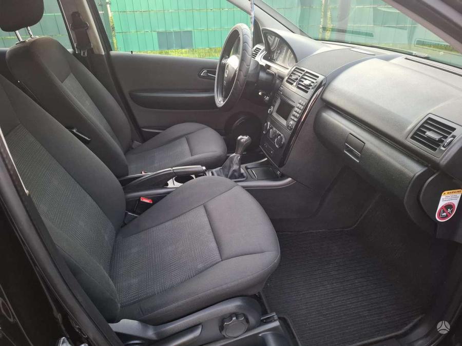 Melns Mercedes-Benz A 180 2010 Vilkaviškis, ar dzinēja tilpumu 2.00 L un nobraukumu 303 tūkst. km par 2800 €, foto 13 vietnē AUTOMOTO.COM.LV