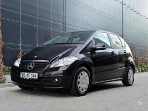 Melns Mercedes-Benz A 180 2011 Klaipėda, ar dzinēja tilpumu 2.00 L un nobraukumu 162 tūkst. km par 3999 €, foto 4 vietnē AUTOMOTO.COM.LV
