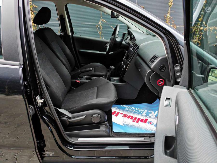 Melns Mercedes-Benz A 180 2011 Klaipėda, ar dzinēja tilpumu 2.00 L un nobraukumu 162 tūkst. km par 3999 €, foto 37 vietnē AUTOMOTO.COM.LV