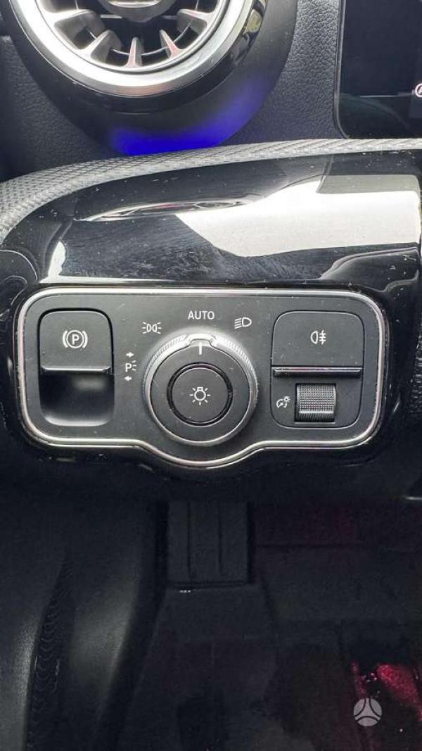 Black Mercedes-Benz A 180 2021 in Plunge, with an engine capacity of 1.95 L and mileage of 142 thousand km for 20500 €, photo 10 on AUTOMOTO.COM.LV