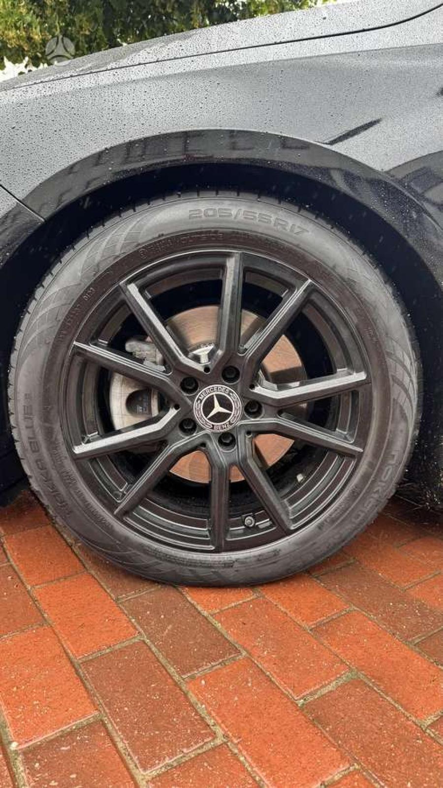 Black Mercedes-Benz A 180 2021 in Plunge, with an engine capacity of 1.95 L and mileage of 142 thousand km for 20500 €, photo 15 on AUTOMOTO.COM.LV