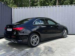 Melns Mercedes-Benz A 180 2024 Viļņa, ar dzinēja tilpumu 1.33 L un nobraukumu 19 tūkst. km par 28900 €, foto 4 vietnē AUTOMOTO.COM.LV