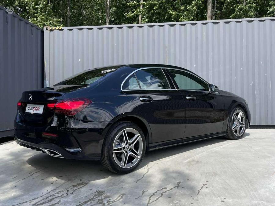 Melns Mercedes-Benz A 180 2024 Viļņa, ar dzinēja tilpumu 1.33 L un nobraukumu 19 tūkst. km par 28900 €, foto 4 vietnē AUTOMOTO.COM.LV