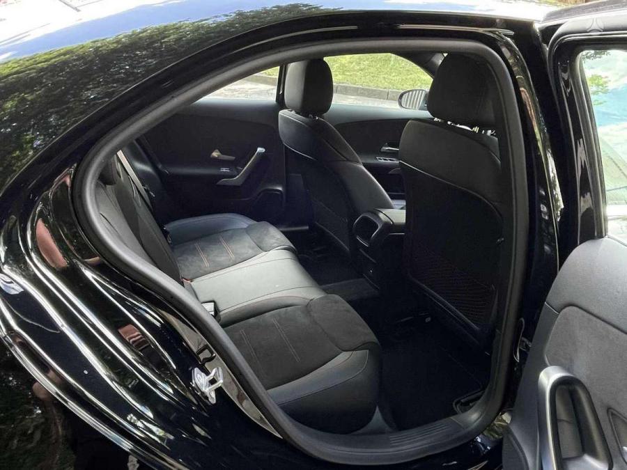 Melns Mercedes-Benz A 180 2024 Viļņa, ar dzinēja tilpumu 1.33 L un nobraukumu 19 tūkst. km par 28900 €, foto 6 vietnē AUTOMOTO.COM.LV