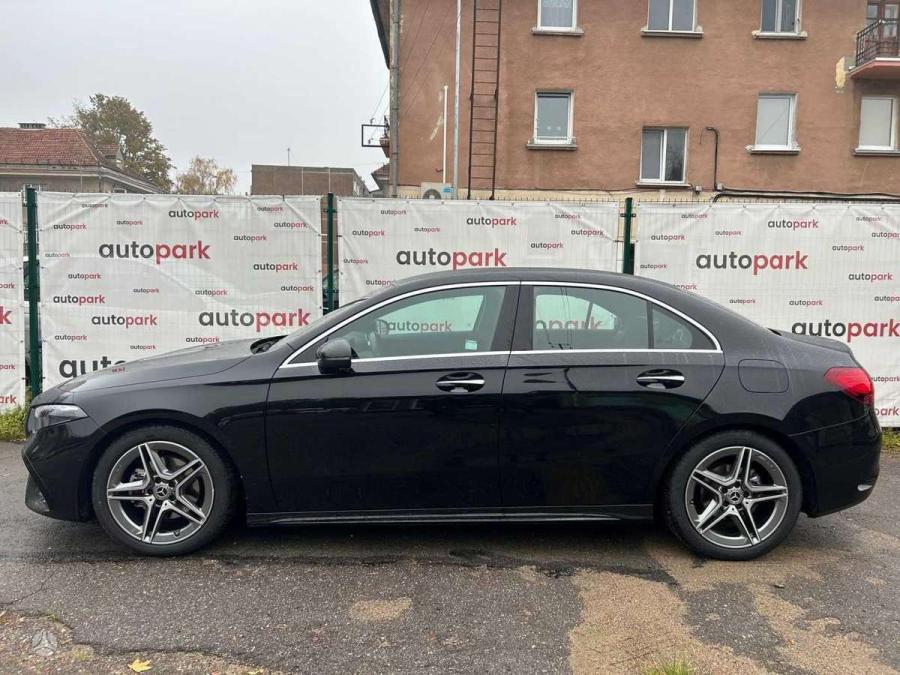 Black Mercedes-Benz A 180 2024 in Klaipeda, with an engine capacity of 1.33 L and mileage of 18 thousand km for 28500 €, photo 5 on AUTOMOTO.COM.LV