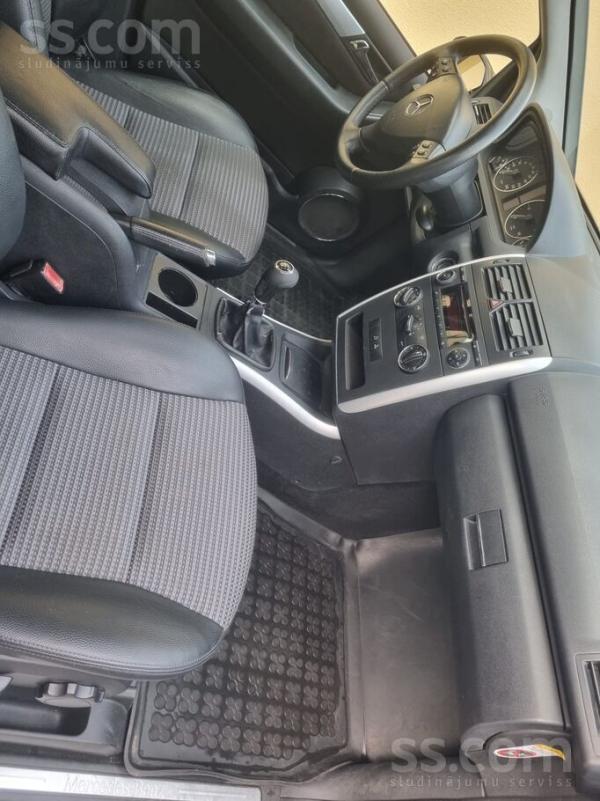 Blue Mercedes-Benz A 180 2004 in Riga, with an engine capacity of 2.00 L and mileage of 240 thousand km for 1450 €, photo 3 on AUTOMOTO.COM.LV