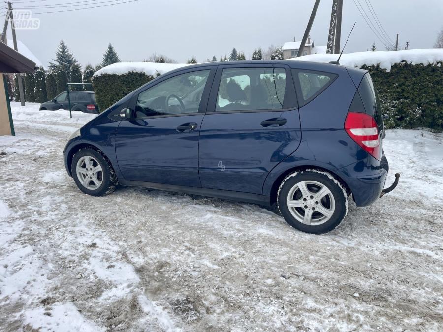 Zils Mercedes-Benz A 180 2005 Viļņa, ar dzinēja tilpumu 2.00 L un nobraukumu 333 tūkst. km par 1950 €, foto 6 vietnē AUTOMOTO.COM.LV