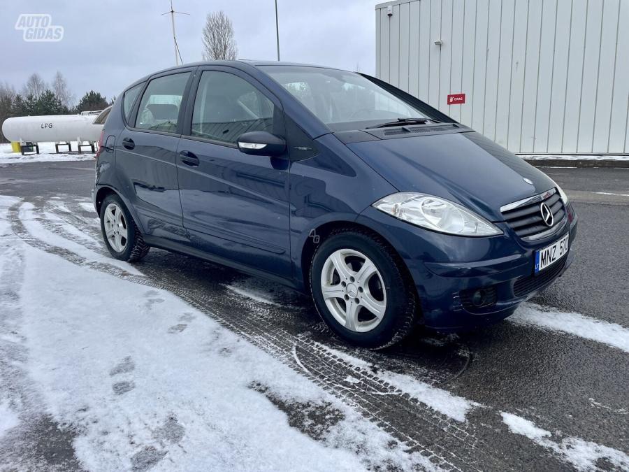 Zils Mercedes-Benz A 180 2005 Viļņa, ar dzinēja tilpumu 2.00 L un nobraukumu 333 tūkst. km par 1950 €, foto 3 vietnē AUTOMOTO.COM.LV