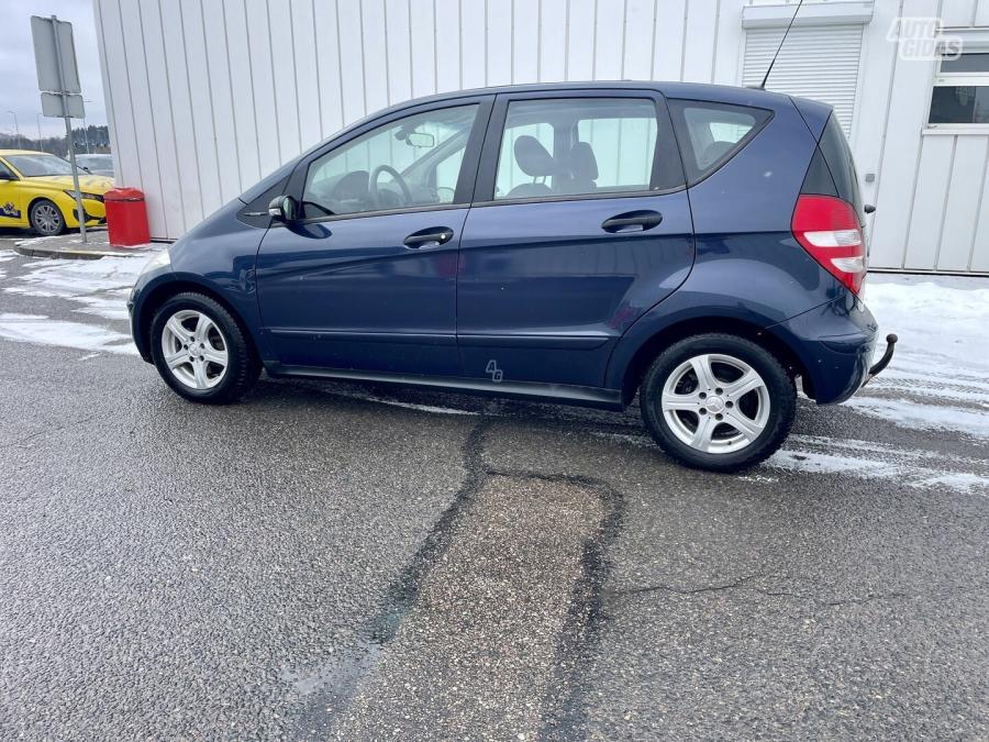 Zils Mercedes-Benz A 180 2005 Viļņa, ar dzinēja tilpumu 2.00 L un nobraukumu 333 tūkst. km par 1950 €, foto 5 vietnē AUTOMOTO.COM.LV