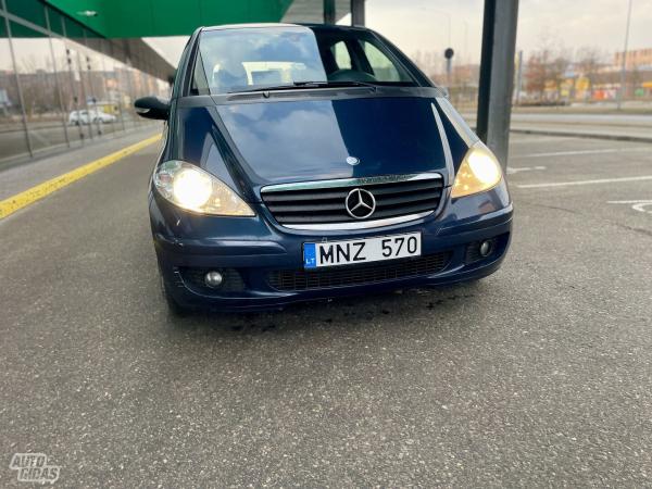 Blue Mercedes-Benz A 180 2005 in Vilnius, with an engine capacity of 2.00 L and mileage of 333 thousand km for 1950 €, photo 6 on AUTOMOTO.COM.LV