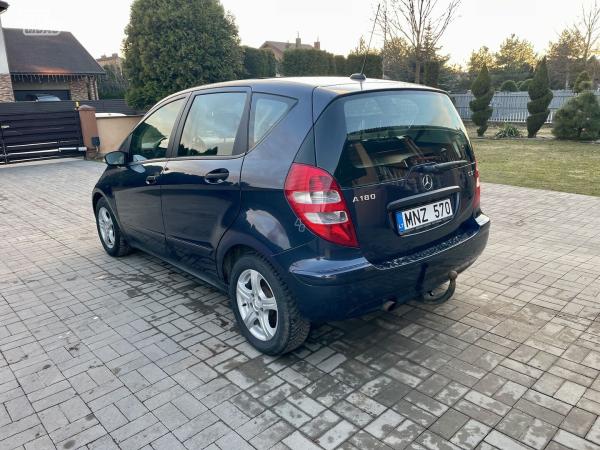 Zils Mercedes-Benz A 180 2005 Viļņa, ar dzinēja tilpumu 2.00 L un nobraukumu 333 tūkst. km par 1950 €, foto 4 vietnē AUTOMOTO.COM.LV