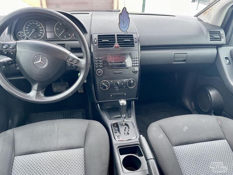 Blue Mercedes-Benz A 180 2005 in Vilnius, with an engine capacity of 2.00 L and mileage of 333 thousand km for 1950 €, photo 15 on AUTOMOTO.COM.LV