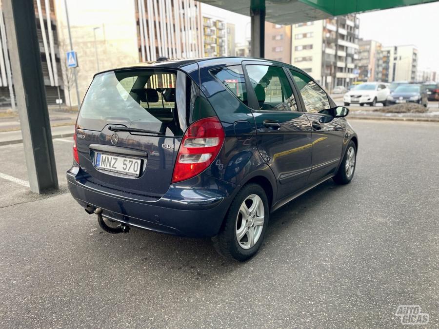 Blue Mercedes-Benz A 180 2005 in Vilnius, with an engine capacity of 2.00 L and mileage of 333 thousand km for 1750 €, photo 3 on AUTOMOTO.COM.LV