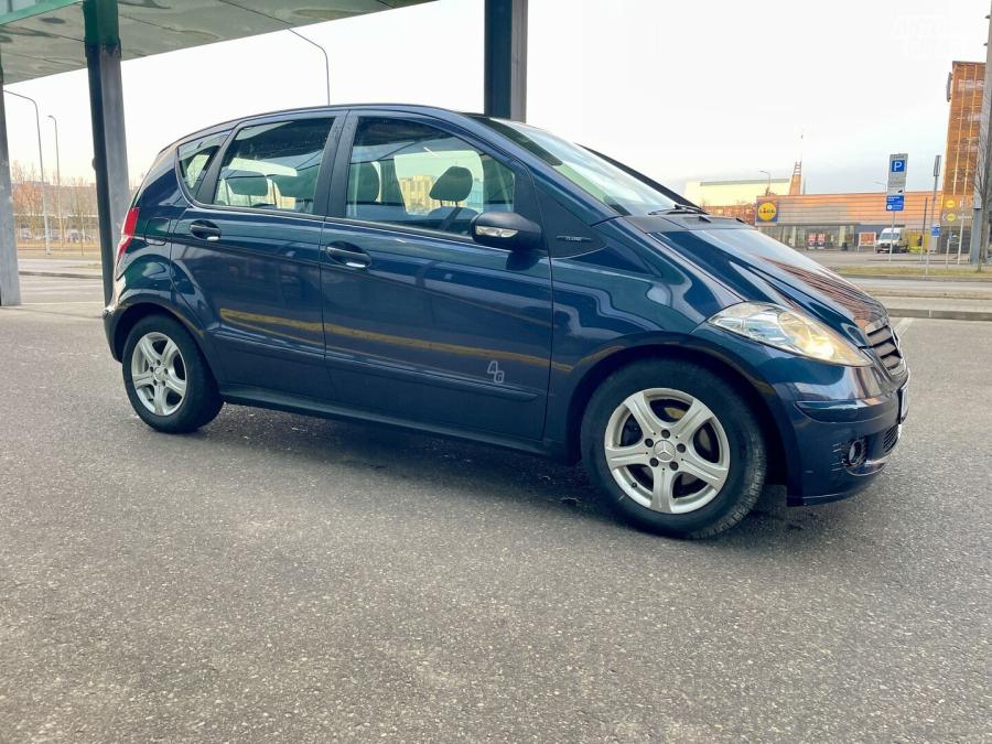 Blue Mercedes-Benz A 180 2005 in Vilnius, with an engine capacity of 2.00 L and mileage of 333 thousand km for 1750 €, photo 8 on AUTOMOTO.COM.LV