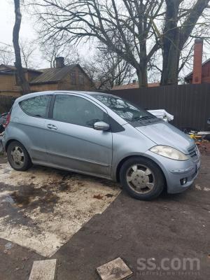 Zils Mercedes-Benz A 180 2006 Rīga, ar dzinēja tilpumu 2.00 L un nobraukumu 421 tūkst. km par 490 €, foto 3 vietnē AUTOMOTO.COM.LV