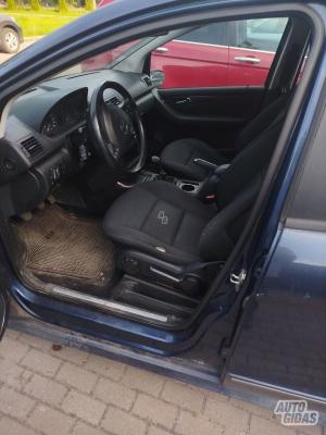 Blue Mercedes-Benz A 180 2006 in Klaipeda, with an engine capacity of 2.00 L and mileage of 210 thousand km for 1250 €, photo 3 on AUTOMOTO.COM.LV