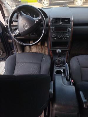 Blue Mercedes-Benz A 180 2006 in Klaipeda, with an engine capacity of 2.00 L and mileage of 210 thousand km for 1250 €, photo 5 on AUTOMOTO.COM.LV