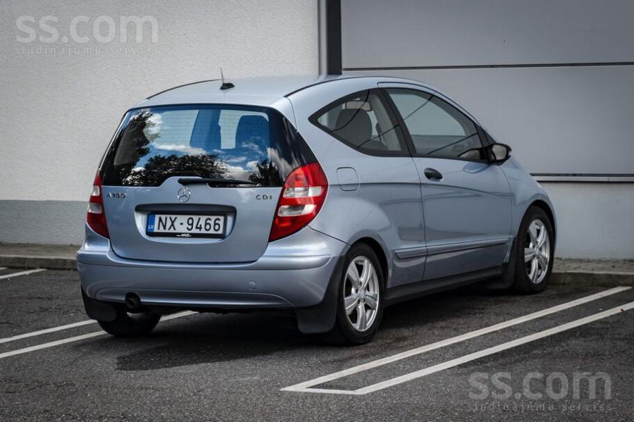Zils Mercedes-Benz A 180 2007 Rīga, ar dzinēja tilpumu 2.00 L un nobraukumu 235 tūkst. km par 2950 €, foto 5 vietnē AUTOMOTO.COM.LV