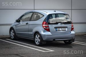 Zils Mercedes-Benz A 180 2007 Rīga, ar dzinēja tilpumu 2.00 L un nobraukumu 235 tūkst. km par 2950 €, foto 7 vietnē AUTOMOTO.COM.LV