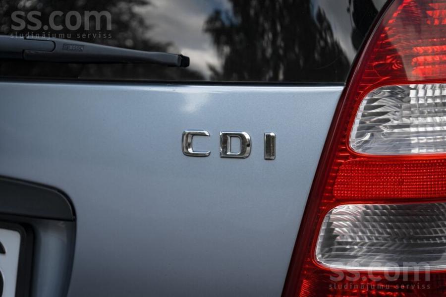 Zils Mercedes-Benz A 180 2007 Rīga, ar dzinēja tilpumu 2.00 L un nobraukumu 235 tūkst. km par 2950 €, foto 9 vietnē AUTOMOTO.COM.LV