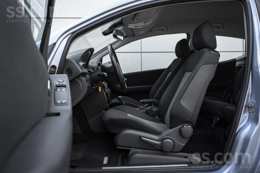 Zils Mercedes-Benz A 180 2007 Rīga, ar dzinēja tilpumu 2.00 L un nobraukumu 235 tūkst. km par 2950 €, foto 10 vietnē AUTOMOTO.COM.LV