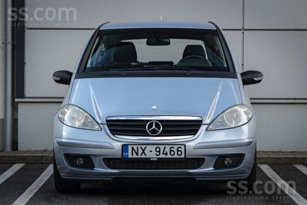 Mercedes-Benz A 180 2007 in Riga on AUTOMOTO.COM.LV Blue Mercedes-Benz A 180 2007 in Riga, with an engine capacity of 2.00 L and mileage of 235 thousand km for 2950 €, photo 3 on AUTOMOTO.COM.LV