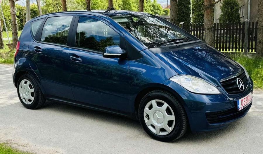 Zils Mercedes-Benz A 180 2008 Kauņa, ar dzinēja tilpumu 1.99 L un nobraukumu 200 tūkst. km par 2899 €, foto 3 vietnē AUTOMOTO.COM.LV