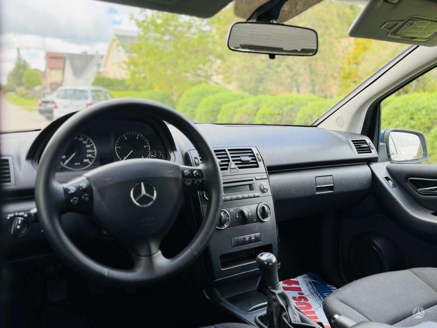 Zils Mercedes-Benz A 180 2008 Kauņa, ar dzinēja tilpumu 1.99 L un nobraukumu 200 tūkst. km par 2899 €, foto 10 vietnē AUTOMOTO.COM.LV