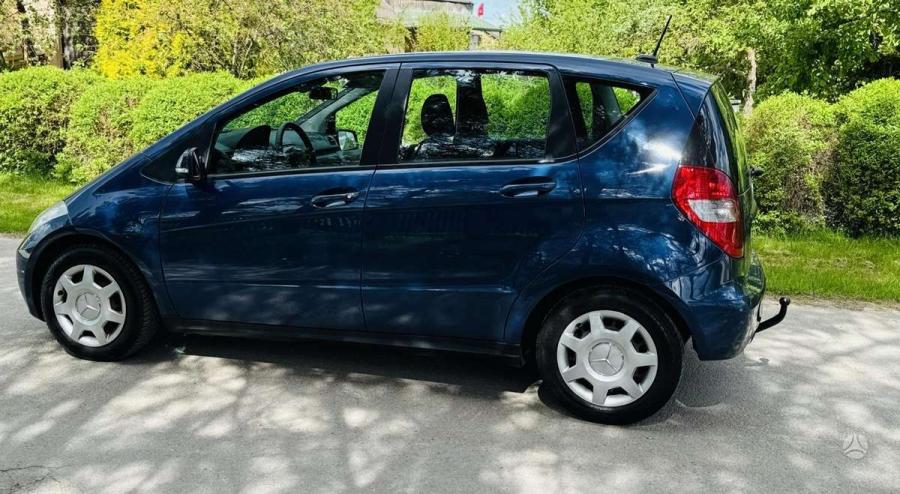 Zils Mercedes-Benz A 180 2008 Kauņa, ar dzinēja tilpumu 1.99 L un nobraukumu 200 tūkst. km par 2899 €, foto 27 vietnē AUTOMOTO.COM.LV