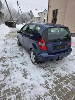 Blue Mercedes-Benz A 180 2009 in Kaunas, with an engine capacity of 1.80 L and mileage of 349 thousand km for 2950 €, photo 3 on AUTOMOTO.COM.LV