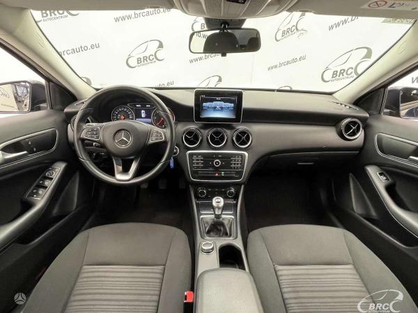 Zils Mercedes-Benz A 180 2017 Viļņa, ar dzinēja tilpumu 1.46 L un nobraukumu 82 tūkst. km par 10900 €, foto 4 vietnē AUTOMOTO.COM.LV