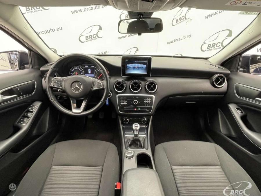 Zils Mercedes-Benz A 180 2017 Viļņa, ar dzinēja tilpumu 1.46 L un nobraukumu 82 tūkst. km par 10900 €, foto 4 vietnē AUTOMOTO.COM.LV