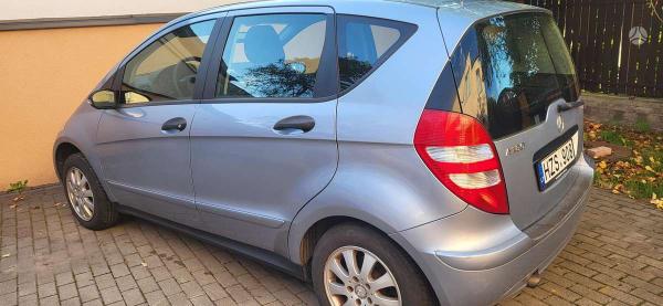 Zils Mercedes-Benz A 180 2006 Viļņa, ar dzinēja tilpumu 1.99 L un nobraukumu 188 tūkst. km par 1200 €, foto 5 vietnē AUTOMOTO.COM.LV