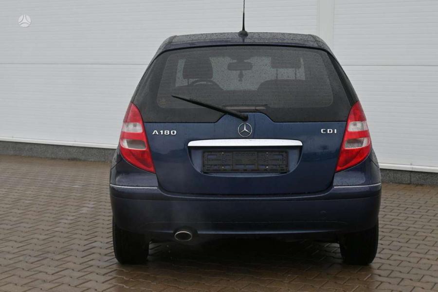 Blue Mercedes-Benz A 180 2008 in Kretinga, with an engine capacity of 2.00 L and mileage of 257 thousand km for 2699 €, photo 10 on AUTOMOTO.COM.LV