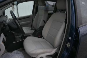 Blue Mercedes-Benz A 180 2008 in Kretinga, with an engine capacity of 2.00 L and mileage of 257 thousand km for 2699 €, photo 17 on AUTOMOTO.COM.LV