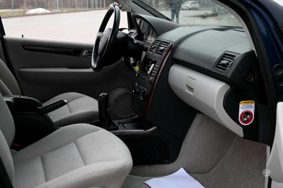 Blue Mercedes-Benz A 180 2008 in Kretinga, with an engine capacity of 2.00 L and mileage of 257 thousand km for 2699 €, photo 20 on AUTOMOTO.COM.LV